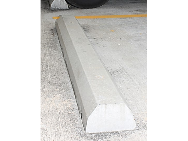 Concrete Parking Curb